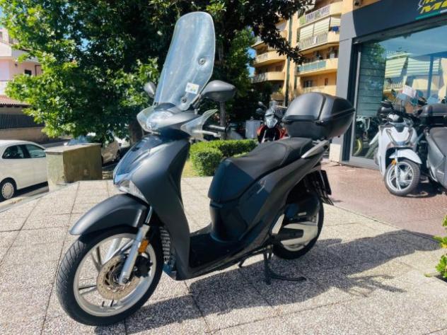 HONDA SH 150 TUTTO INCLUSO ANCHE PASSAGGIO! MINI RATE - Annunci Roma