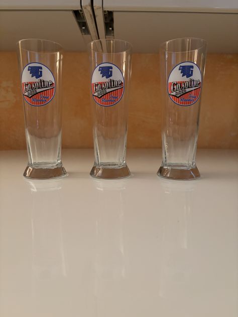 SERVIZIO DA 3 BICCHIERI NUOVI,PERFETTI,UGUALI,ORIGINALI MARCA”GASOLINE ...