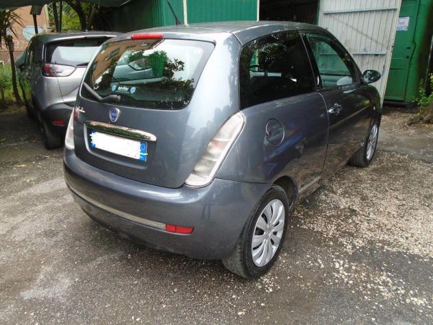 Ypsilon' 09 Argento 61000 KM OK NEOP UNIPRO - Annunci Roma