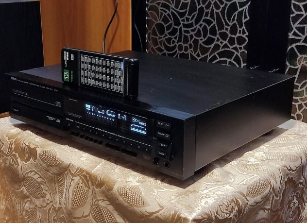 Yamaha CDX-810 Lettore Cd Compact Disc Player - Annunci Roma