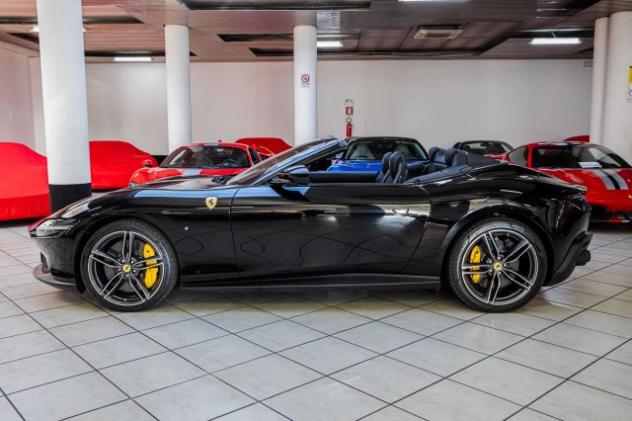 FERRARI Roma SPIDER|MAGNERIDE|CARBON+LEDS|SURROUND VIEW 360° rif ...