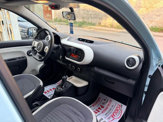 RENAULT TWINGO 0 9 TCE 90 CV AUTOMATICA 2016 - Annunci Napoli