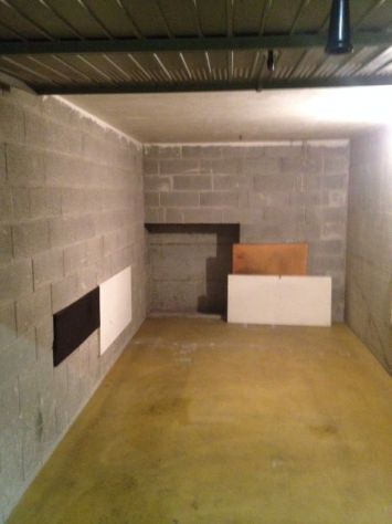 BOX IN POSIZIONE CENTRALE - Annunci Milano