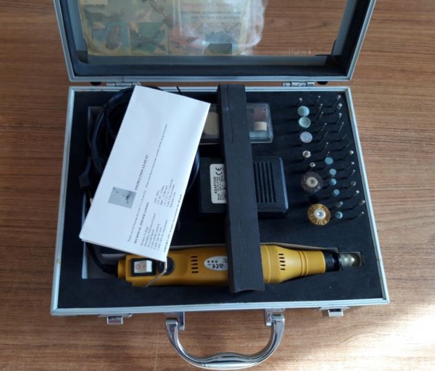 Mini-trapano professionale per modellismo con valigetta in alluminio ...