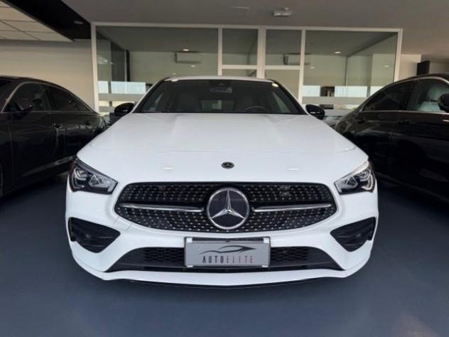 MERCEDES-BENZ CLA 200 d Automatic Shooting Brake Premium rif 23787105 ...