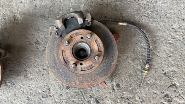 Fuselli mozzi ruota anteriori Vem Giotti Victoria 1 3 benzina 4x4 ...