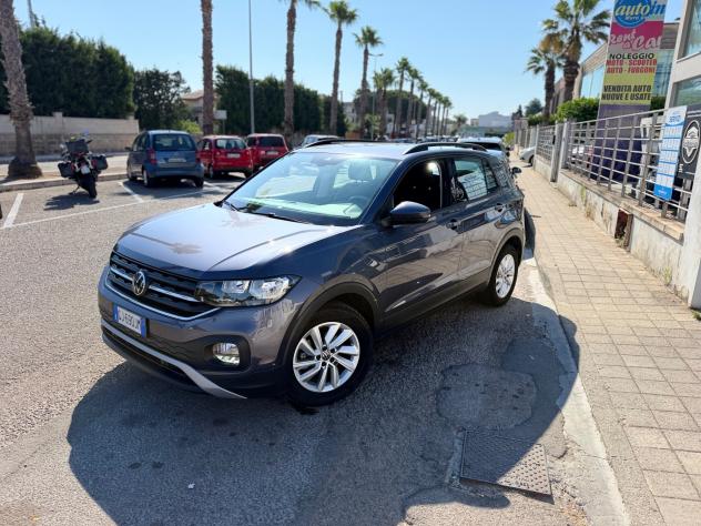 Volkswagen T-Roc 1 5 TSI ACT Advanced BlueMotion Technology - Annunci Lecce