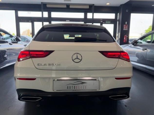 MERCEDES-BENZ CLA 200 d Automatic Shooting Brake Premium rif 23787105 ...