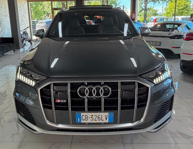 Audi SQ7 IVA ESPOSTA+GANCIO TRAINO+7 POSTI - Annunci Milano