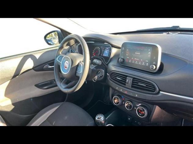 FIAT Tipo Station Wagon 1 3 Multijet 95cv Lounge S&S my - Annunci Lecce