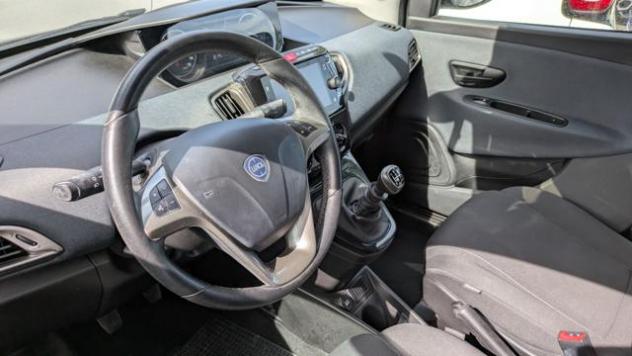 LANCIA Ypsilon Hybrid Gold 1 0cc 70cv rif 23811933 - Annunci Roma