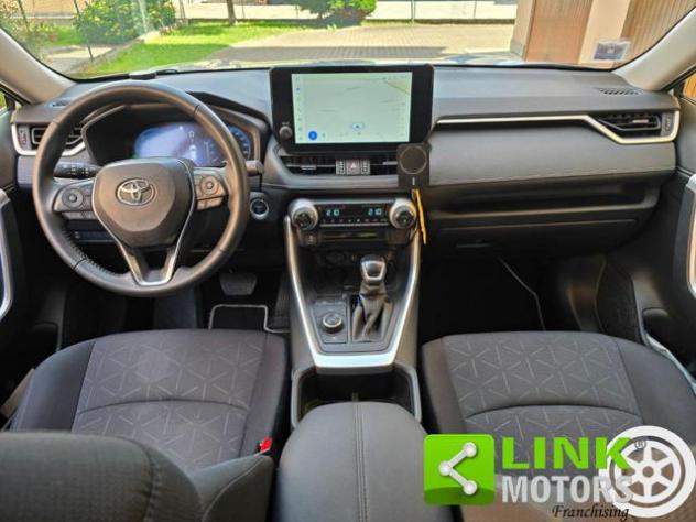 TOYOTA RAV 4 vvt-ie h Active awd-i 222cv e-cvt GANCIO TRAINO - Annunci ...