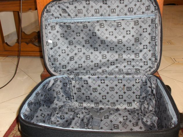 Valigia Trolley Bagaglio Laura Biagiotti - Annunci Roma