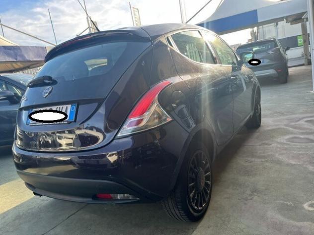 LANCIA YPSILON 1,3 MJ - Annunci Napoli