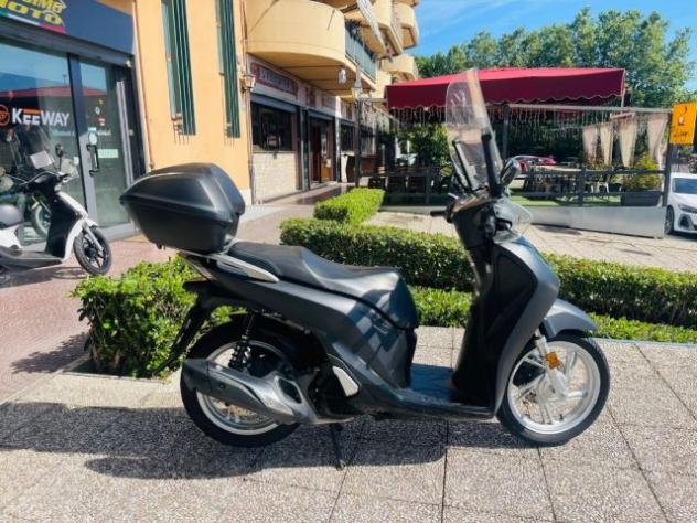 HONDA SH 150 TUTTO INCLUSO ANCHE PASSAGGIO! MINI RATE - Annunci Roma