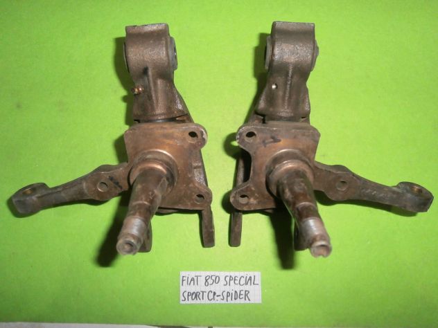 FUSELLI FIAT 850 SPORT SPIDER SPECIAL FRONT SUSPENSION HUBS - Annunci ...