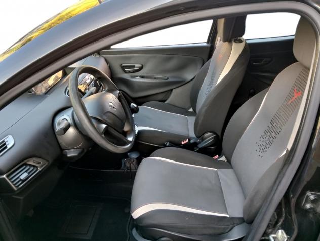Lancia Ypsilon 1 2 69 cv GPL Ecochic Silver - Annunci Torino