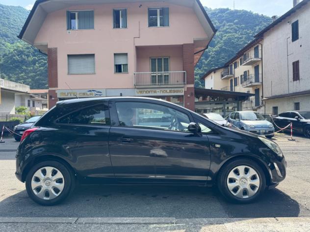 Opel Corsa 1 2 3 porte b-color CON CATENA DI DISTRIBUZIONE - Annunci ...