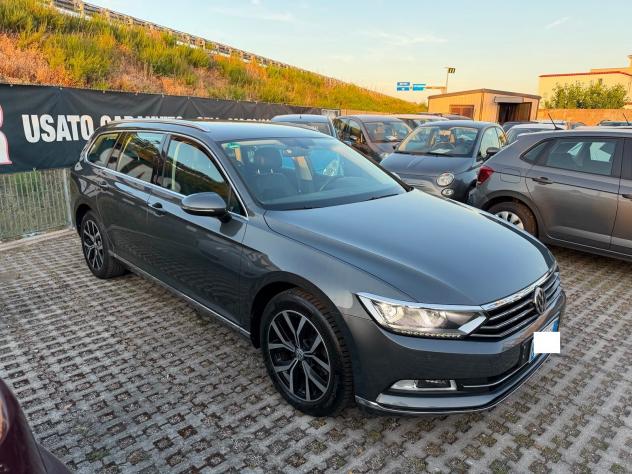 Volkswagen Passat Variant 2 0 TDI Highline BlueMotion Technology-08/ ...