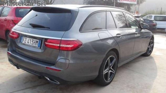 MERCEDES-BENZ E 300 Classe E SW de eq-power Premium auto - FZ413HM ...