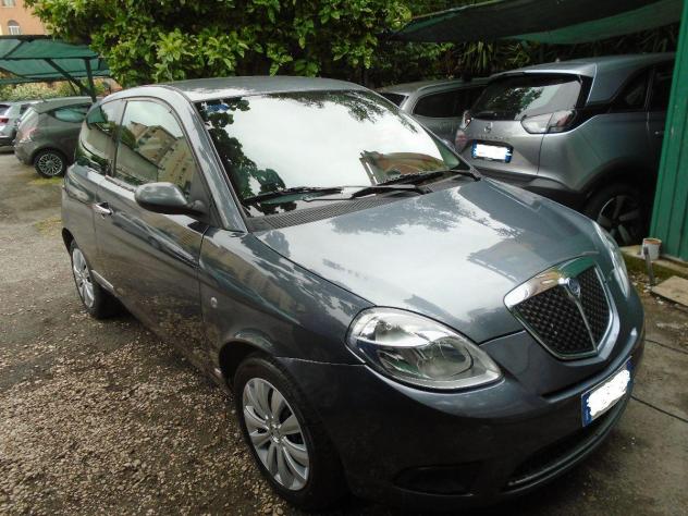 Ypsilon' 09 Argento 61000 KM OK NEOP UNIPRO - Annunci Roma