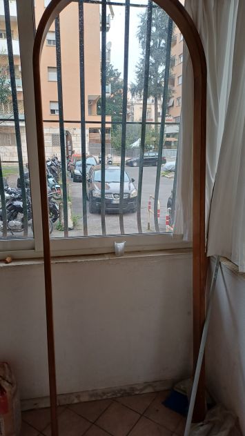 Parete in legno grigliato - Annunci Roma