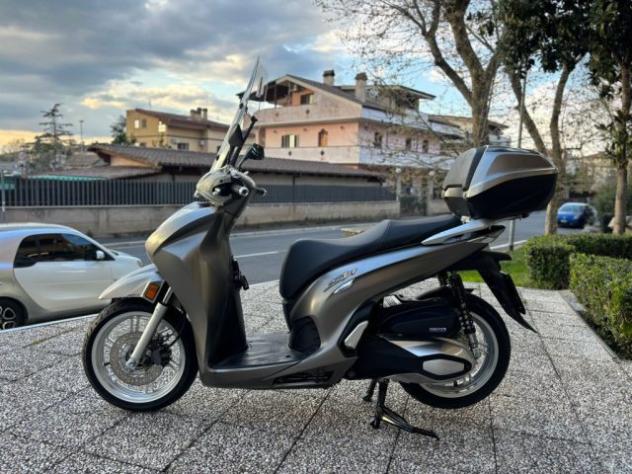 HONDA SH 350 TUTTO INCLUSO ANCHE PASSAGGIO! MINI RATE - Annunci Roma
