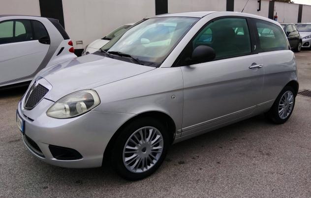Lancia Ypsilon 1 2 Argento - Annunci Napoli