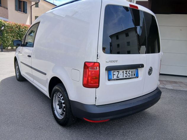 Vw Caddy 2 0 Tdi furgone 2 posti IVA esposta - Annunci Venezia