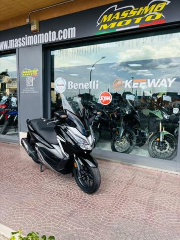 HONDA Forza 300 TUTTO INCLUSO ANCHE PASSAGGIO! rif 23785536 - Annunci Roma