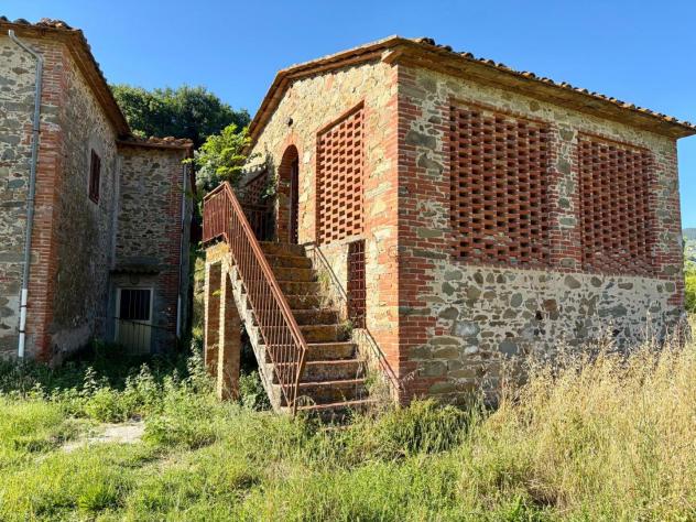 Colonica in vendita a Vinci 315 mq Rif: 1420369 - Annunci Firenze