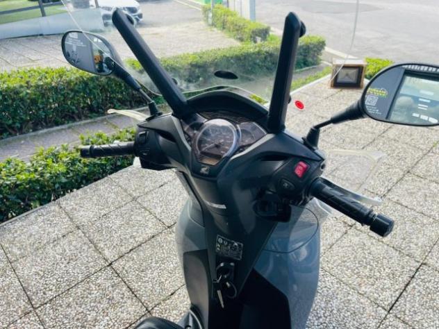 HONDA SH 300 i PASSAGGIO E TAGLIANDO INCLUSO MINI RATE rif - Annunci Roma