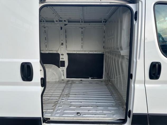 FIAT Ducato Peugeot Boxer 328 2 2 BlueHDi 120 S&S PC-TN - Annunci Milano