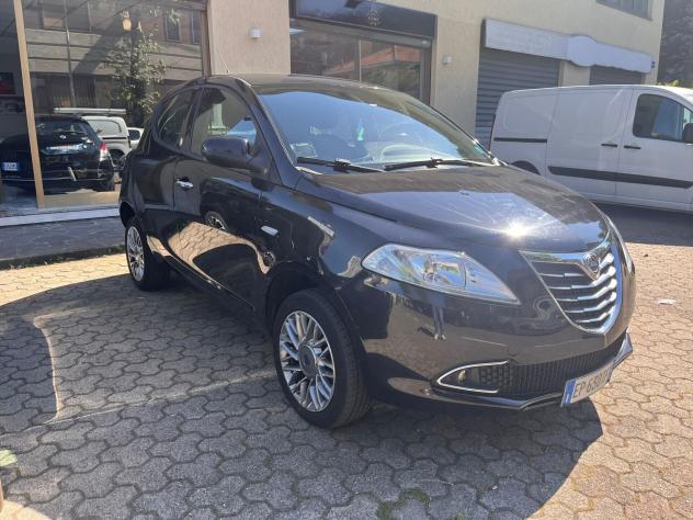 Lancia Ypsilon 0 9 TwinAir 85 CV 5 P Metano Ecochic Gold - 2013 ...