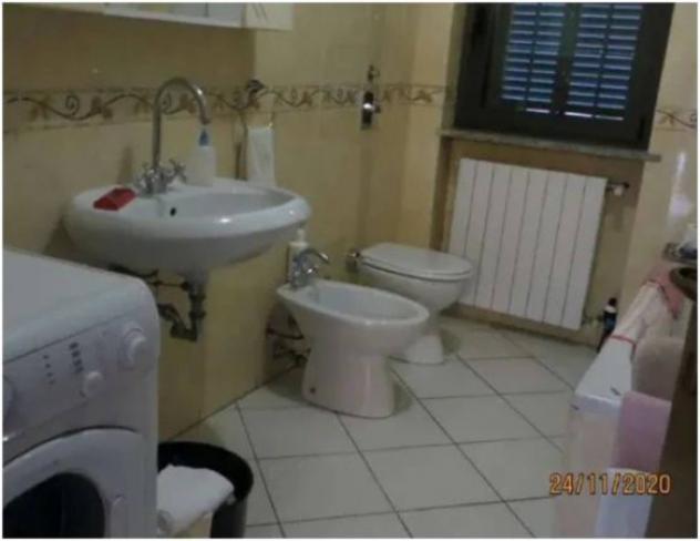 Immobile in asta di 111 m², box auto in - Annunci Milano