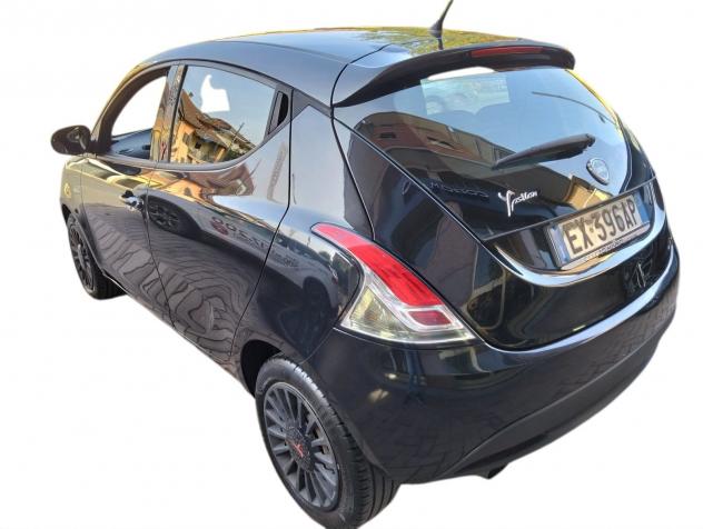 Lancia Ypsilon 1 2 69 cv GPL Ecochic Silver - Annunci Torino