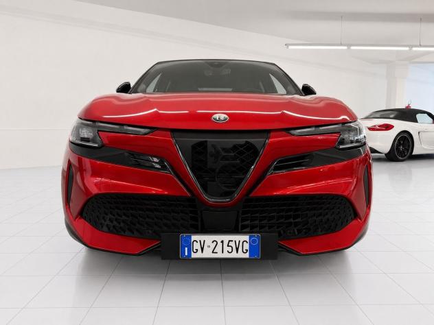 Alfa Romeo Junior BEV 156cv Elettrica SPECIALE sedili sportivi ...