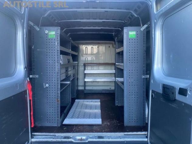 FIAT Ducato M-Jet OFFICINA MOBILE PASSO MEDIO TETTO ALTO - Annunci Torino