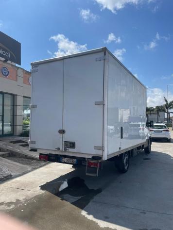 Iveco Daily 35 S 12 cabinato furgonato 2021 - Annunci Lecce