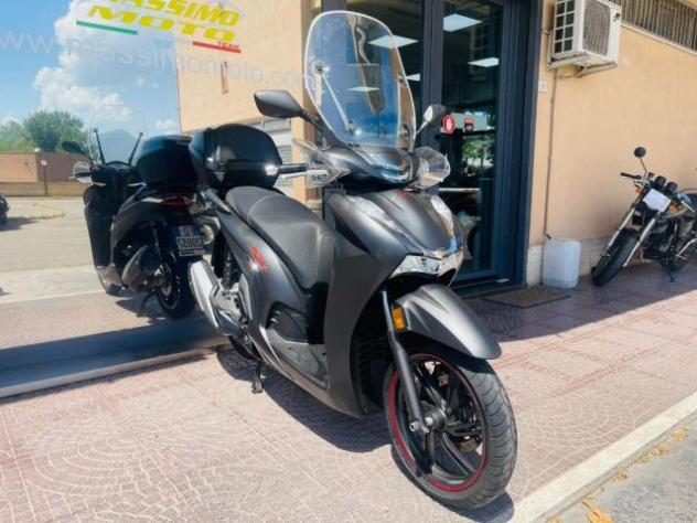 HONDA SH 350 TUTTO INCLUSO ANCHE PASSAGGIO! MINI RATE - Annunci Roma
