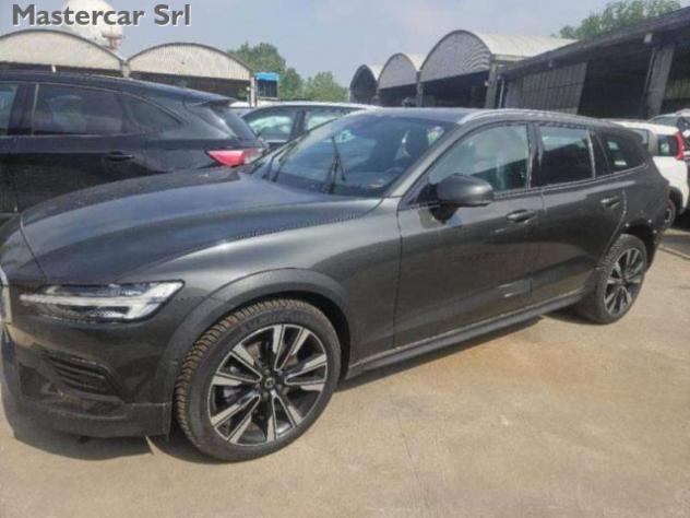 VOLVO V60 Cross Country B4 197cv D AWD AUTOM BUSINESS - Annunci Udine