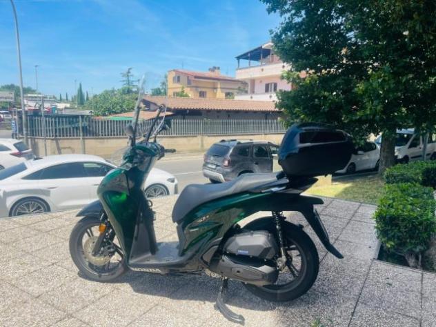 HONDA SH 150 VETRO TUTTO INCLUSO ANCHE PASSAGGIO! rif - Annunci Roma
