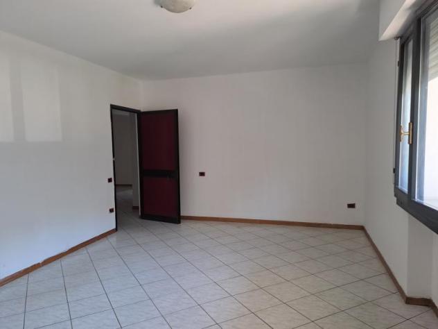 APPARTAMENTO di 5 vani e di 110 mq (SCARPERIA E SAN PIERO - Annunci Firenze