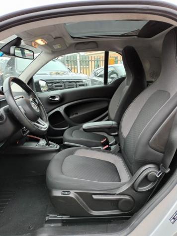 SMART ForTwo EQ PRIME 56CV AUTOM CARPLAY CAM TETTO - Annunci Roma