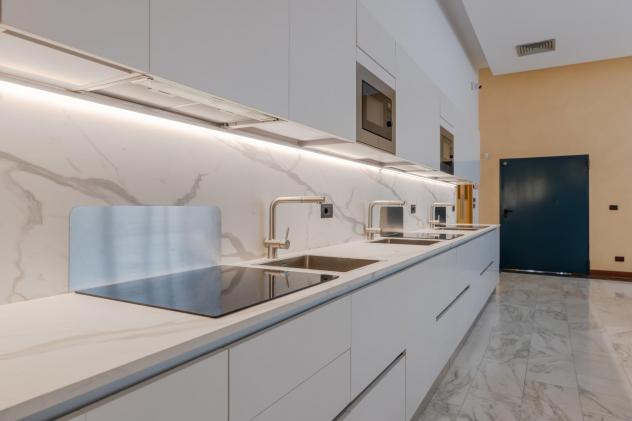 Posto letto all inclusive [TO_LNG14-A_D505] - Annunci Torino