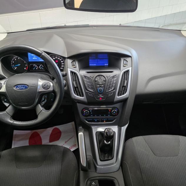 Ford Focus 1 6 Benzina Titanium LEGGERE BENE DESCRIZIONE - Annunci Milano