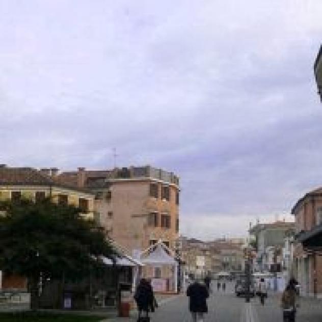 Aurora S n c di Dong Naifeng e Lei Shuchan - Annunci Venezia
