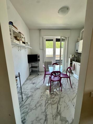 APPARTAMENTO di 3 vani e di 110 mq (SAN MARTINO SICCOMARIO) - Annunci Pavia