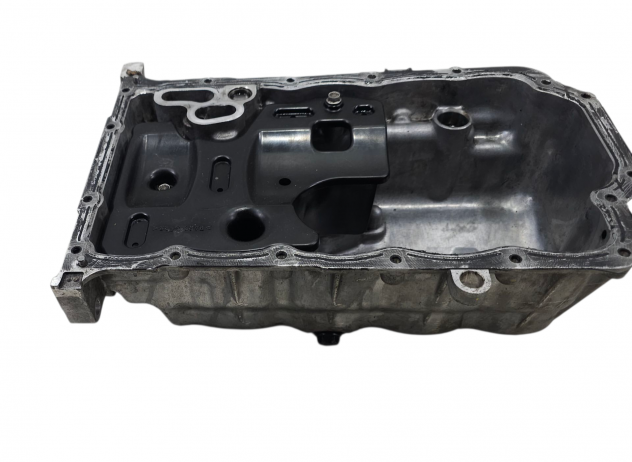 COPPA OLIO MOTORE HYUNDAI Tucson Serie 21510-2U010 D4FE Benzina ...