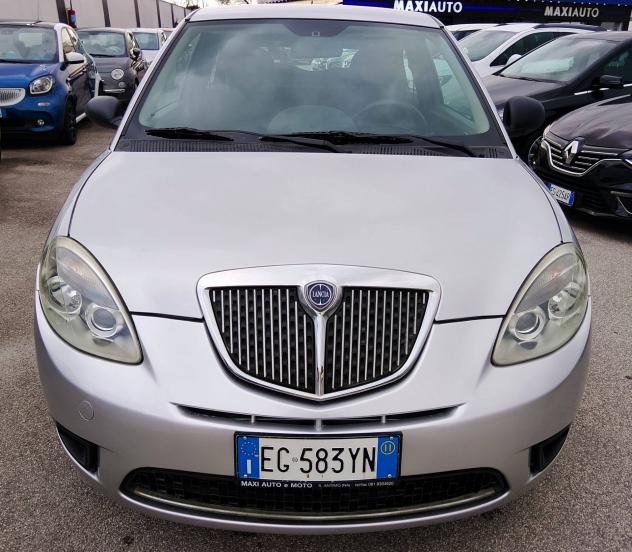 Lancia Ypsilon 1 2 Argento - Annunci Napoli